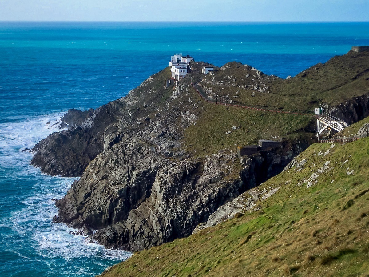 The Craggy Coastline of Mizen Head - Travel Addicts