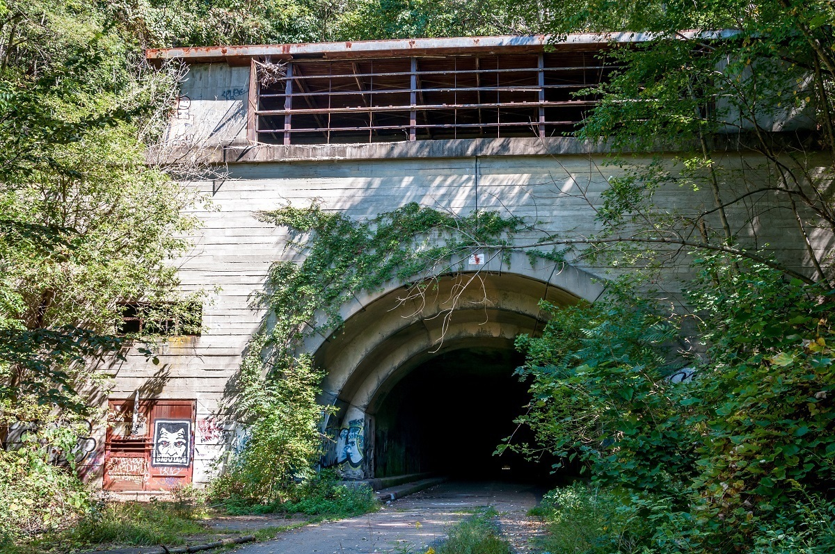 The Abandoned Pennsylvania Turnpike - Travel Addicts